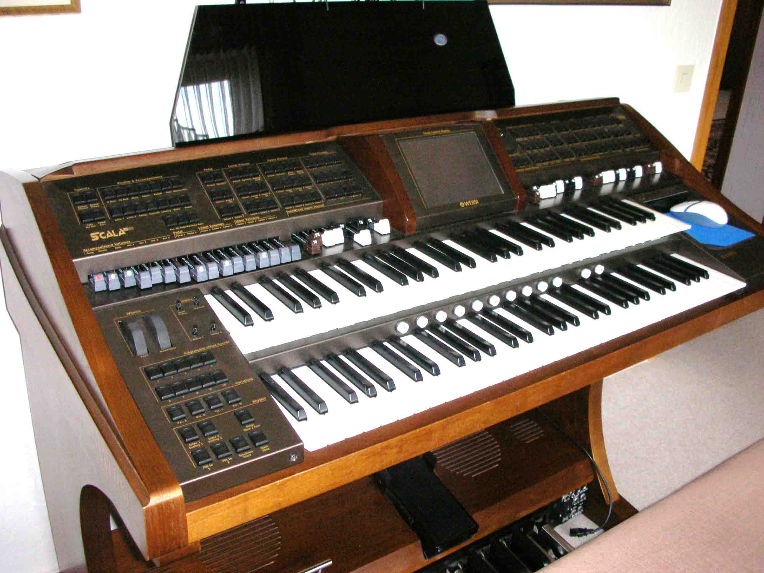 Orgel WERSI-Konzertorgel SCALA GS700 OAS6 (Nußbaum)