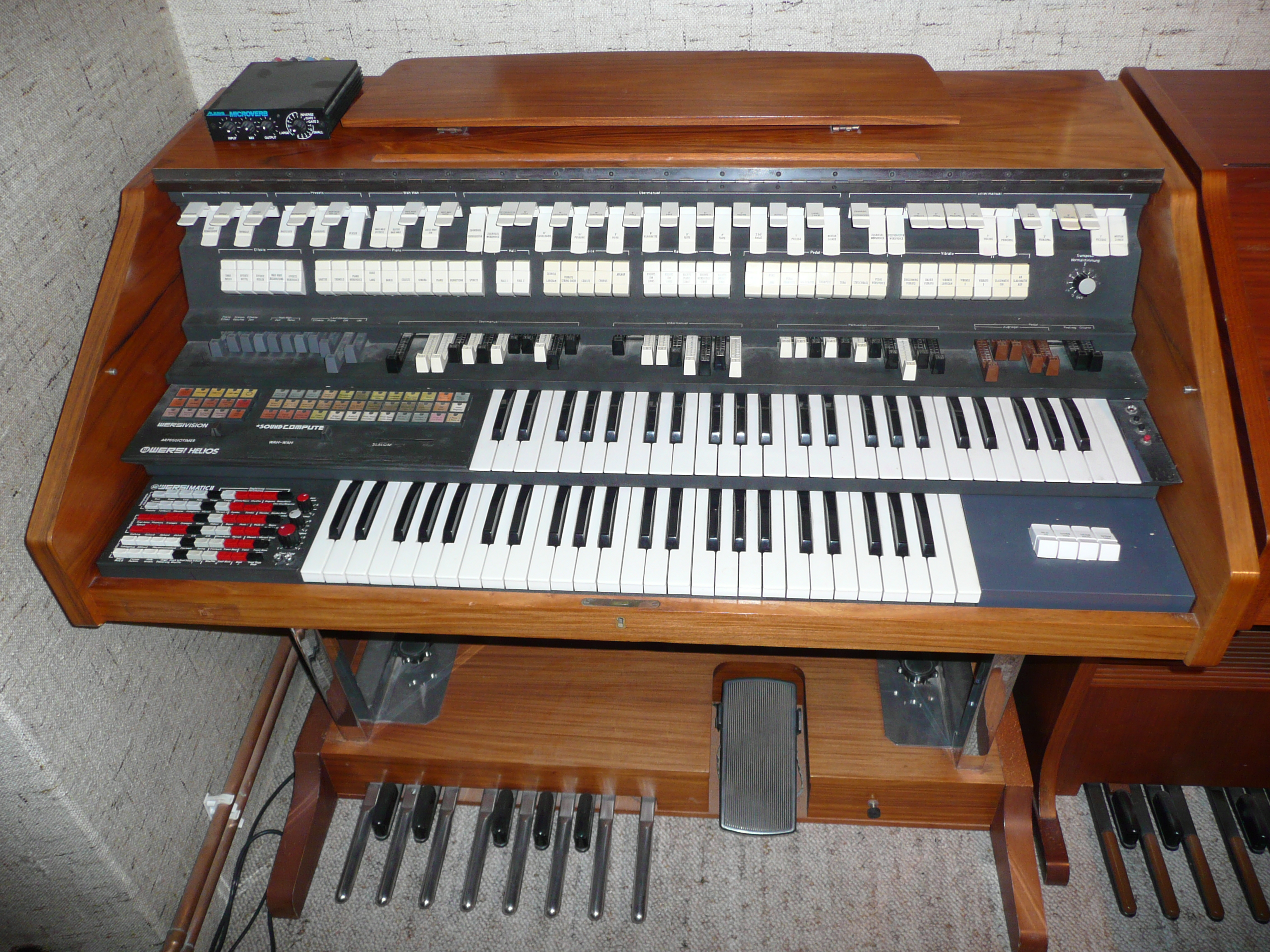 Orgel WERSI Helios W2T