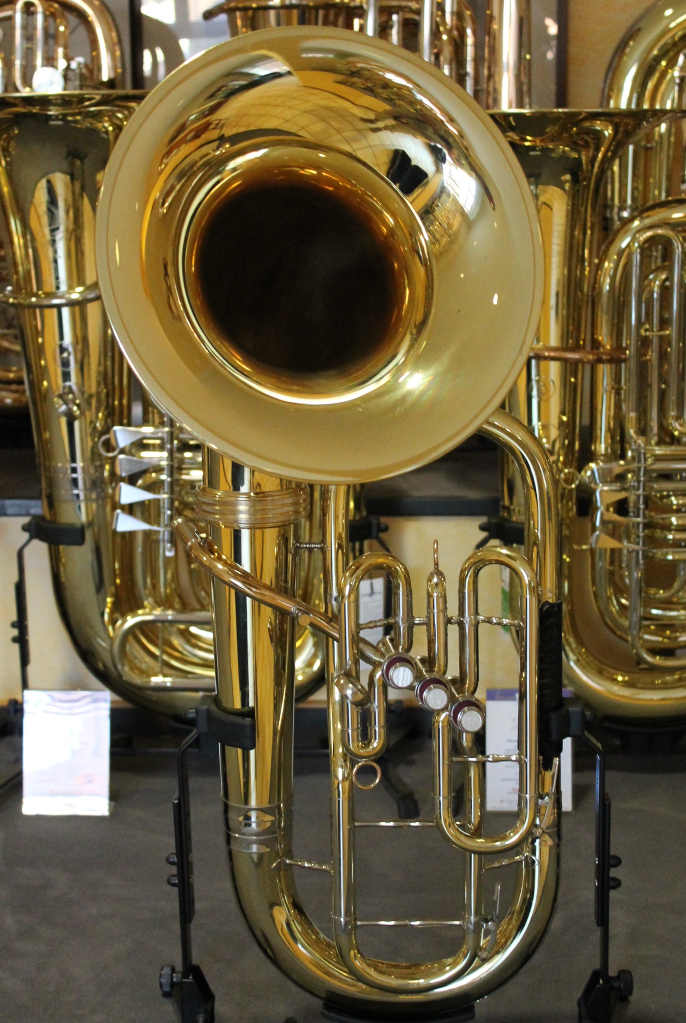 Meister Franz Kaiser EEb / Es - Tuba, 3 Zylinderdrehventile · Tuba